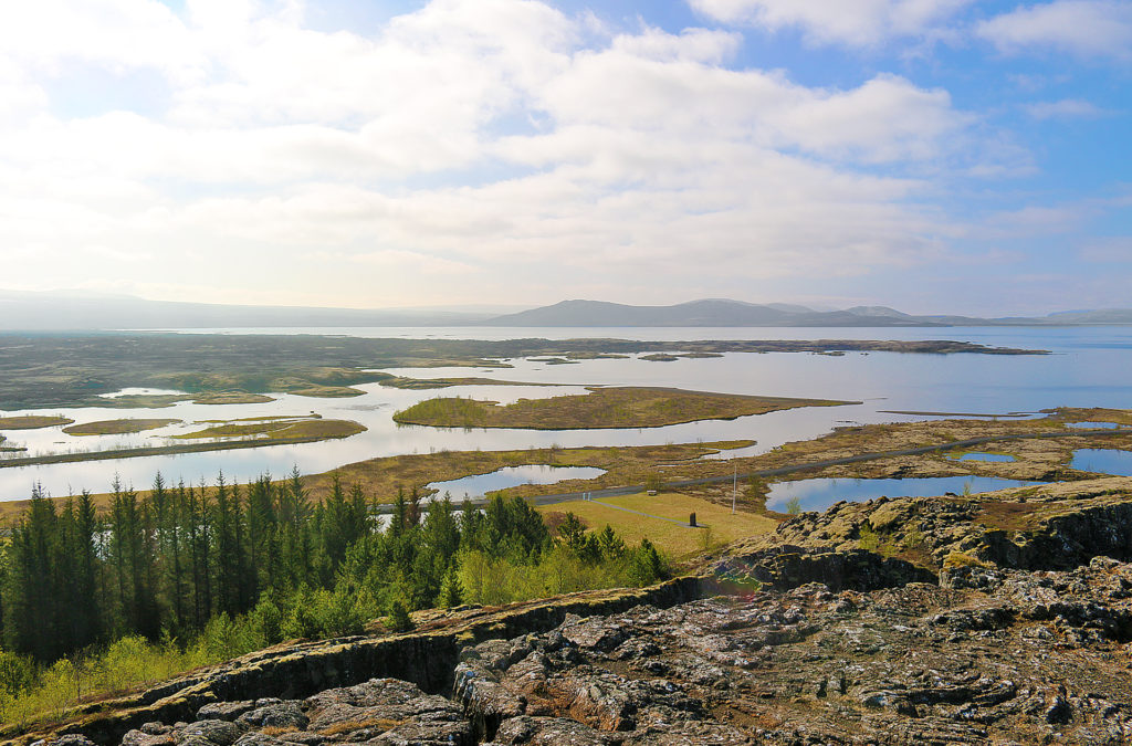 Hakið: The Main Viewpoint of Þingvellir National Park in Iceland - The Gate