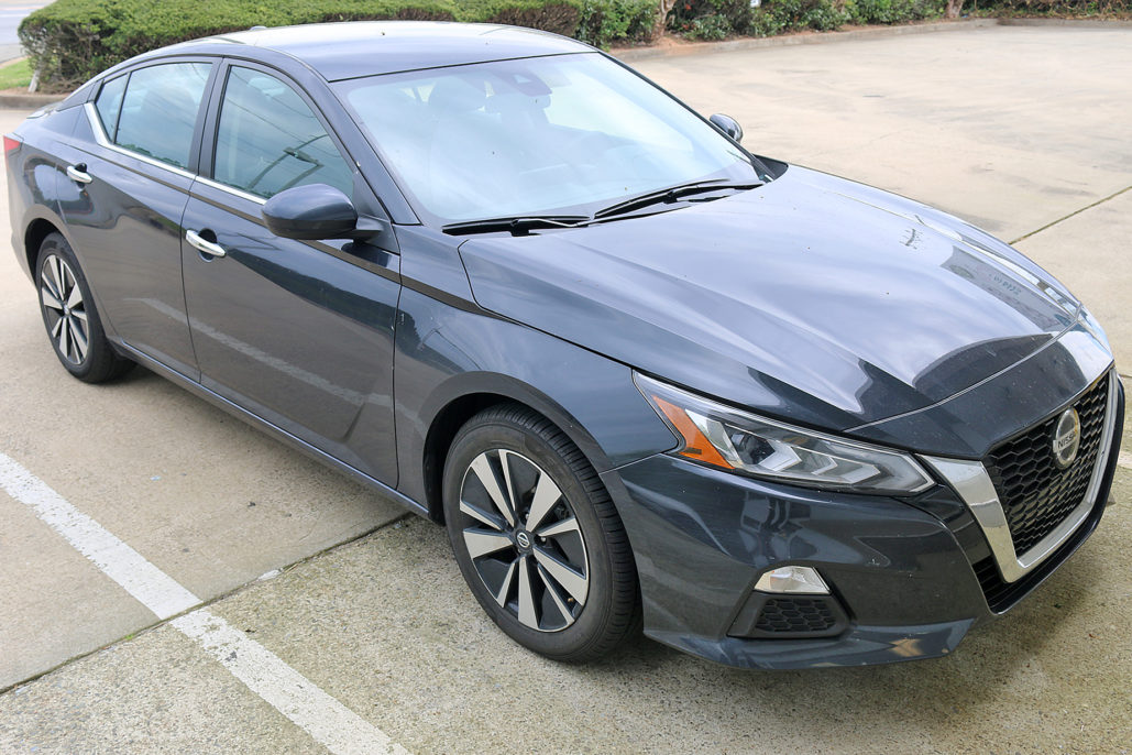 Avis First: A New Premium Rental Experience is Now Available - The Gate