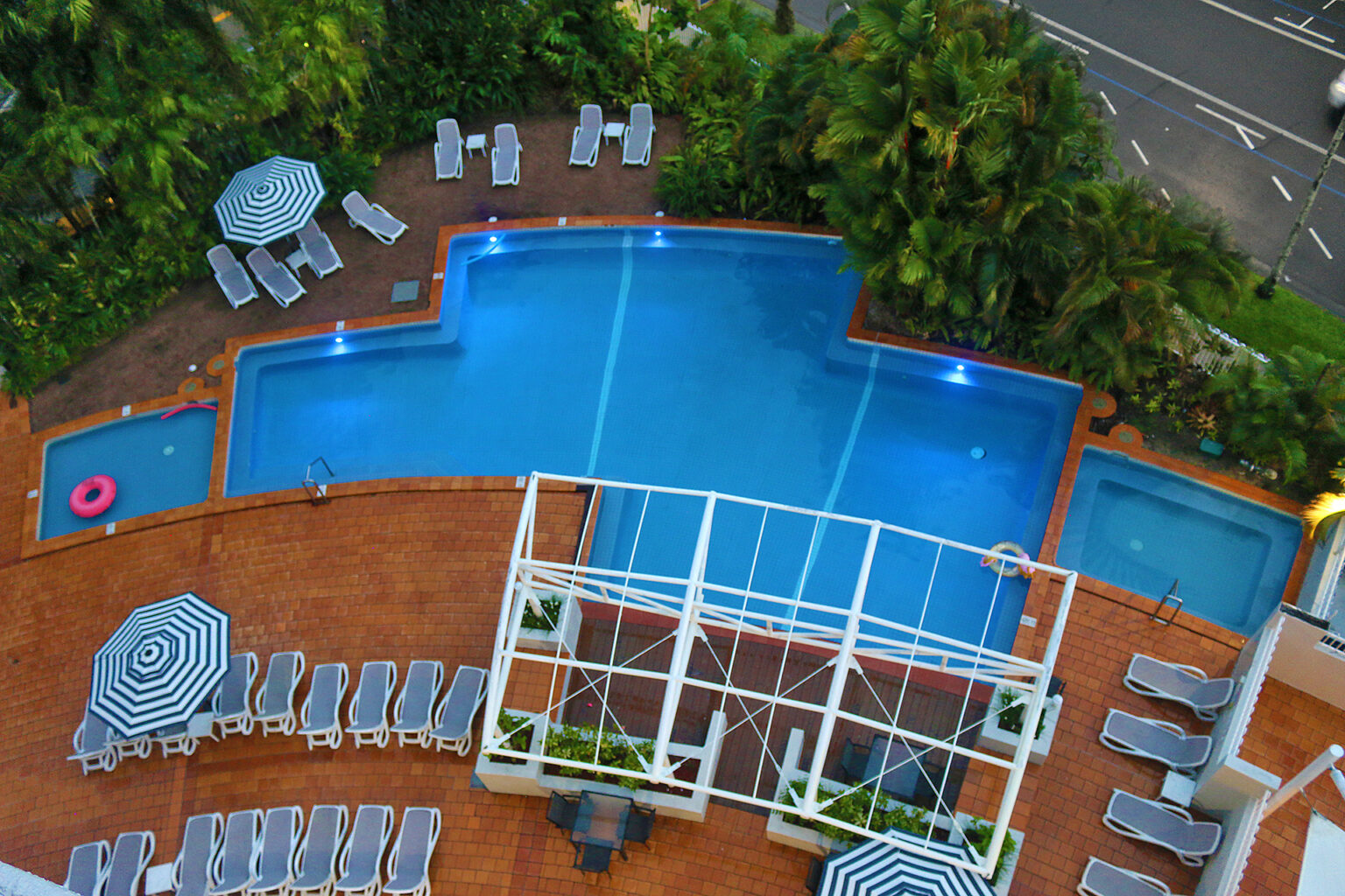 9 Reasons Why Swimming Pools Open Later and Close Earlier At Hotel ...