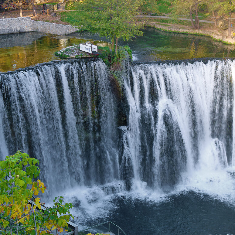 Who is CF Frost? - The Gate