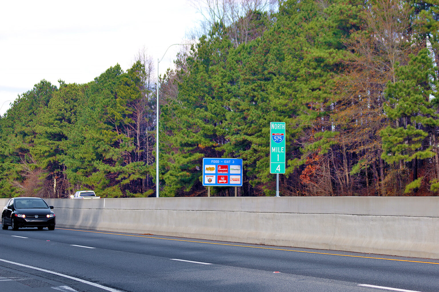 Are More Slow Drivers in the Fast Lane on Highways Recently? - The Gate